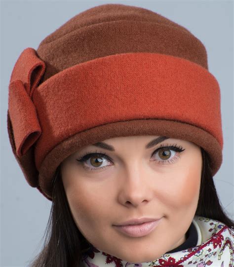 Купить или заказать Шапочка из шерсти Санта в интернет магазине на Ярмарке Мастеров С