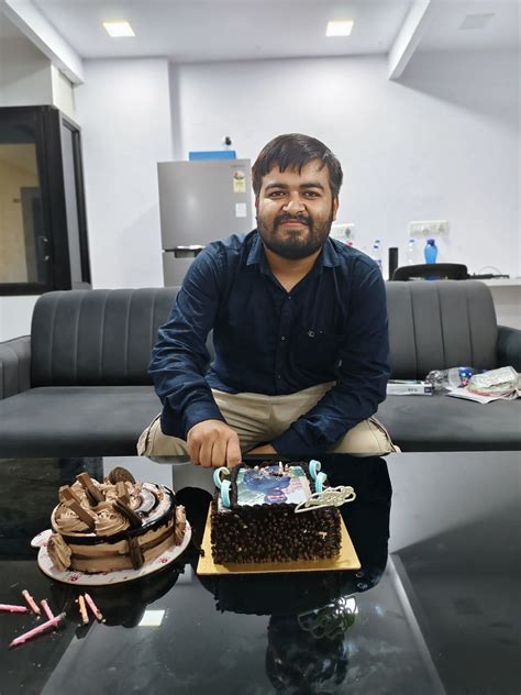 sumit chawla on linkedin thesumitsir thesumitsir birthdayparty cakecutting partytime…