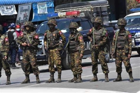 အမြောက်တပ် ၃၄၄ မှ စစ်ကောင်စီတပ်ဖွဲ့ဝင်များ ထိခိုက်သေဆုံးမှုများ၍ အစုလိုက်ထွက်ပြေးနေ