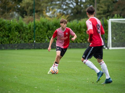 Ollie Wright Signs Contract Extension Southampton Fc Official Site