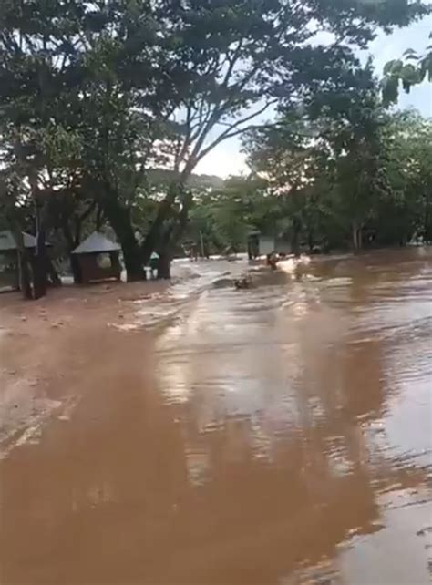 သောင်ရင်းမြစ်ရေ ပြန်တက်လာ၍ မြဝတီမြို့ ရေဘေးသတိပေး Bur Mizzima Com