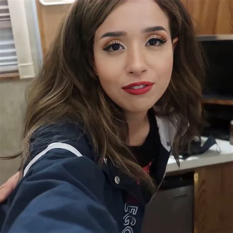 Pokimane Beautiful Women Videos Celebrities Female Celebrities