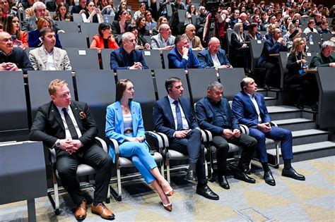 ქუთაისის საერთაშორისო უნივერსიტეტი Kutaisi International University 🇬🇪🇮🇹 ქუთაისის