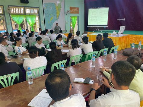 ကော့သောင်းမြို့၌ မဲရုံမှူး၊ ဒုမဲရုံမှူး၊ အရန် မဲရုံမှူးများအား ရွေးကောက