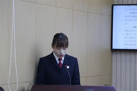 港口区法院提请任命2名审判员获区人大常委会全票通过澎湃号·政务澎湃新闻 The Paper