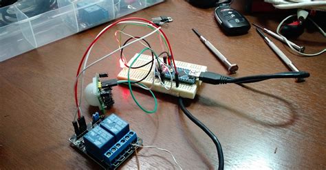 Experiencia De Un Computin Arduino Nano Relay Y Sensor De Movimiento Pir