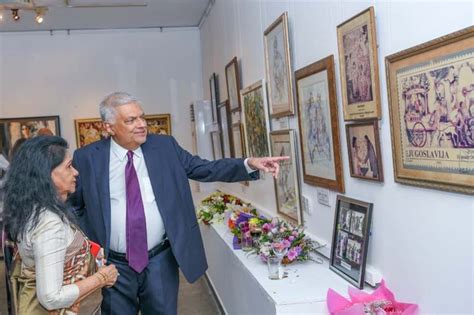 ලයනල් වෙන්ඩ්ට් කලාගාරයේ චිත්‍ර ප්‍රදර්ශනය ජනපතිත් නරඹයි