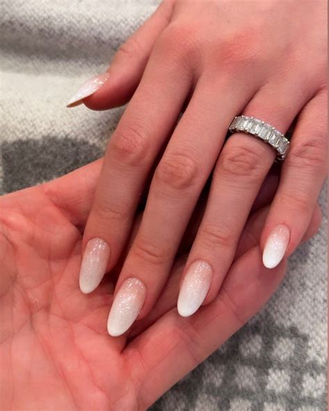 Red Wedding Nail Designs
