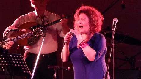 ΤΗΣ ΚΑΛΗΝΥΧΤΑΣ ΤΑ ΦΙΛΙΑ ΓΙΩΤΑ ΝΕΓΚΑ Youtube