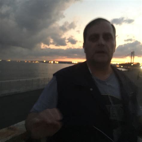 დიდი მშფოთვარე ქვეყნის გვერდით პატარა სახელმწიფოს არსებობის პირობა