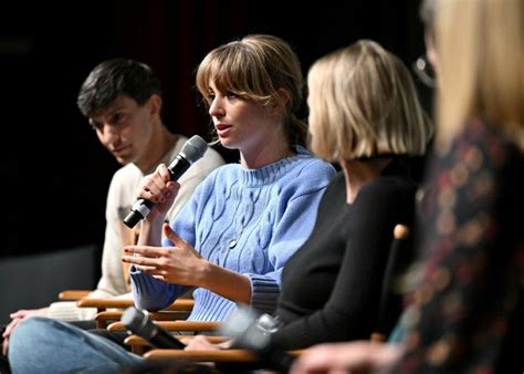 Maya Hawke At The New York Maestro Qanda And Sag Screening Maya Chaos