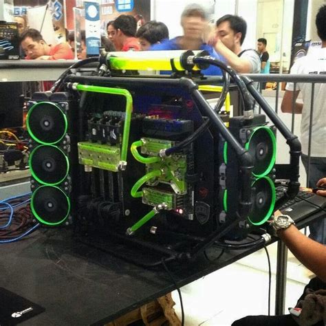 Pin By Alessandro Gazzola On Computer Pc Smartphone Tech Custom Pc Diy Pc Case Diy Pc