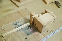Homemade Router Table Box Joint Jig HomemadeTools Net