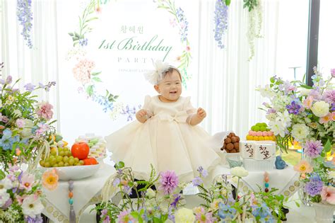 럭스베이비파티 돌상 백일상 생신상 출장세팅 And 스튜디오 돌잔치를 못치루셨다면 빠르고 예쁜 돌잔치를 치뤄드리는 우리아가 돌잔치를 못치뤄 아쉬우셨다면 스튜디오에서