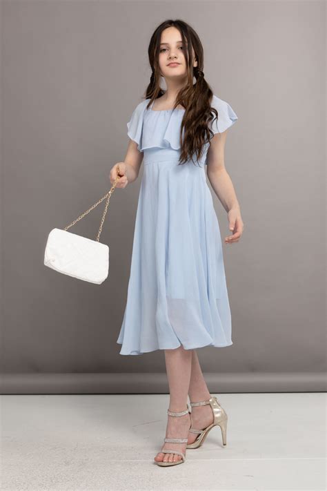 Allison J New View Modeling