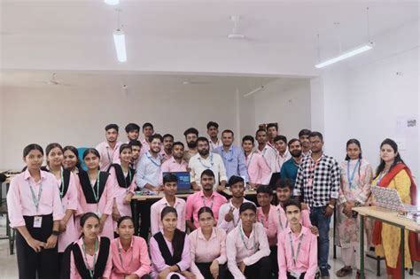 Himanshu Kumar On Linkedin Gpjehanabad Iot Robotics Stemeducation Techtraining Ankuramrobo