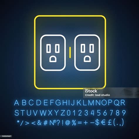 충전 콘센트 네온 라이트 아이콘 두 개의 벽 소켓 전기 커넥터 파워 포인트 전기 방 알파벳 숫자 및 기호와 빛나는 기호 벡터 절연 그림 0명에 대한 스톡 벡터 아트 및 기타