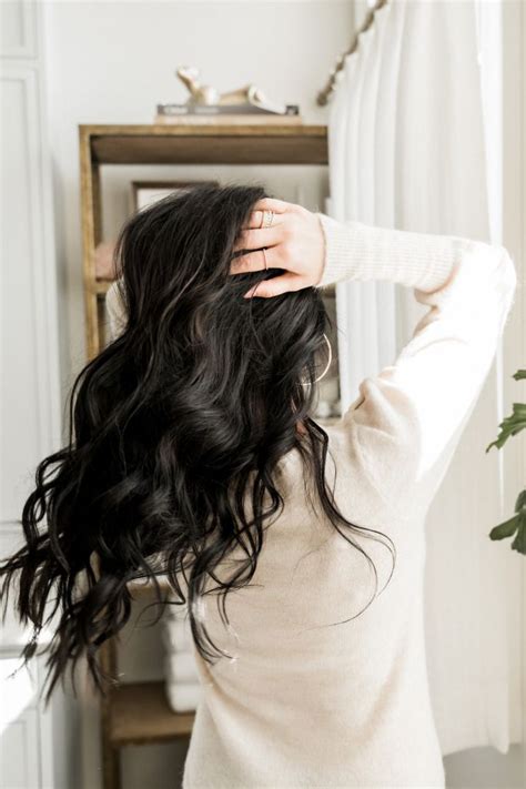 How To Relaxed And Effortless Curls Long Hair Styles Curls