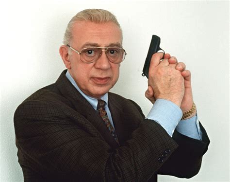 Nostalgitrip I Nett Tv Derrick Er Attende
