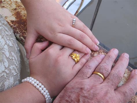 Religion Sex Politics Goin To The Thai Chapel Of Love