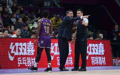 大胜四川终结3连败，北控坦然应对“魔鬼赛程”后半段闵鹿蕾主场训练