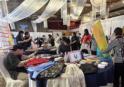 ТАЛАРХАЛ Аутизмыг Таниулах Дэлхийн өдөр зохион байгуулсан Autism Fair 2025 Мэдээллийн яармагт