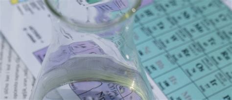 Which Chemical Element Has The Atomic Number Two