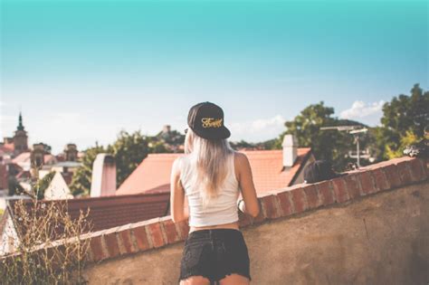 Five Essential Tips For Making Your LDR Relationship Work