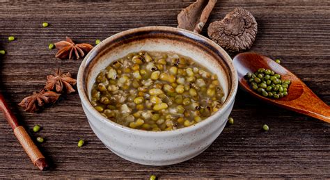 Retro Literary Summer Food In The Evening A Bowl Of Mung Bean Soup