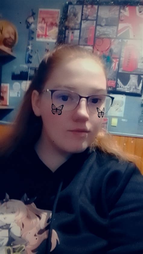 ~~introducing Myself~~ Im Yonko And Ill Be 19 Soon Im French But I Can Speak English Too And