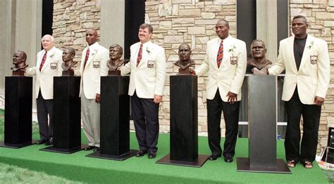 Pro Football Hall Of Famer Billy Shaw Dies Aged 85 As Buffalo Bills