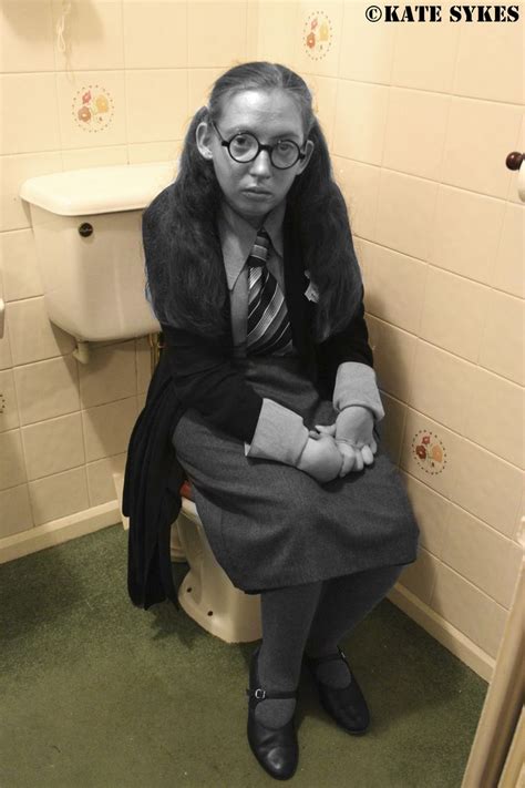 Moaning Myrtle Moaning Myrtle Harry Potter Halloween Party Moaning