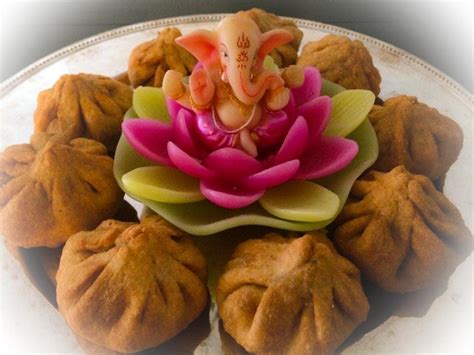 गणेश चतुर्थी स्पेशल फ्राइड मोदक Ganesh Chaturthi Special Fried Modak