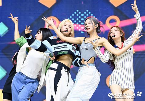 미미로즈 화려한 퍼포먼스[엑s Hd포토]