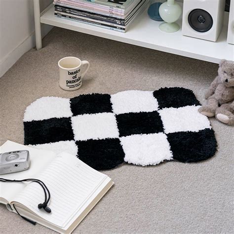 블랙화이트 체커보드 매트 감도 깊은 취향 셀렉트샵 29cm