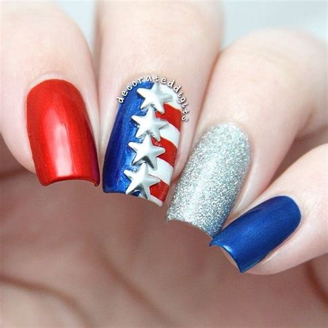 Memorial Day Nail Designs