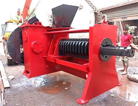Mild Steel Rendering Screw Press Capacity 2 Ton At ₹ 1600000 Piece In Khatauli