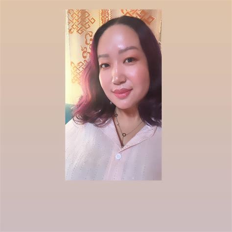 Эрүүл 📢 Уг шүд нь эрүүл бол Угаасаа бие нь эрүүл 🦷 гэдэг үг байдаг даа 😁 Шүдээ өдөрт 3 удаа