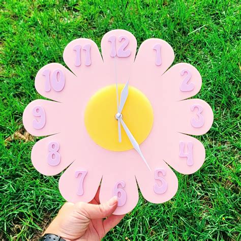 Retro Vintage 1970s Inspired Daisy Wall Clock Funky Wall Clock Retro Clock Flower Power Nursery