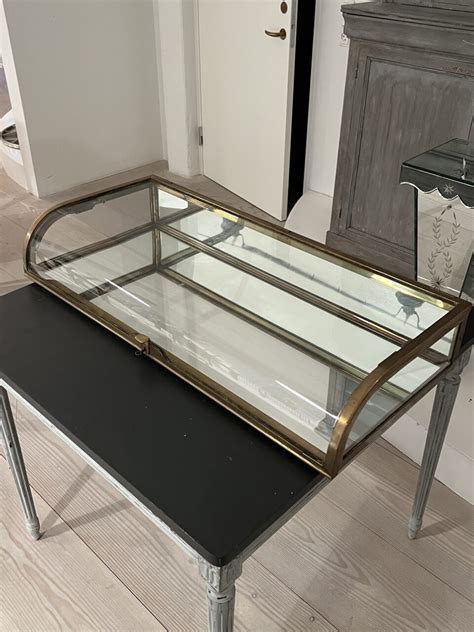 Table Vitrine Brass Fil De Fer