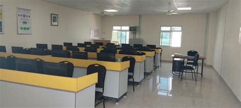 EEE Labs Matrusri Engineering College