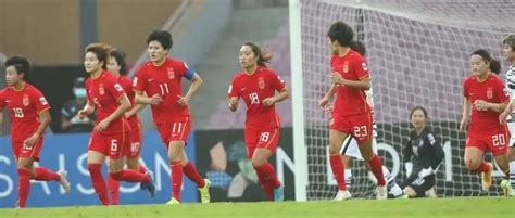 绝杀32击败韩国中国女足是冠军16年后重返亚洲之巅 中国女足今晚冲击亚洲杯冠军 中国女足决战韩国首发 王霜复出 中国女足时隔16年重夺亚洲杯