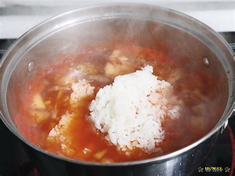 콩나물김치죽 찬밥 넣고 끓이기