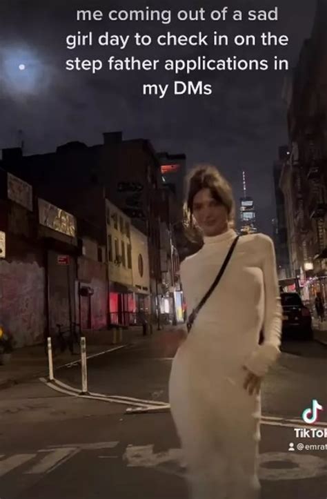 Emily Ratajkowski Sends Fans Wild As She Checks Stepfather Applications After Split Daily Star