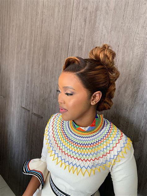 Just A Girl Who Had Her First Bridal Install And This Is How She Styled