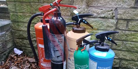 رنگ کپسول آتش نشانی نشان از چیست؟ استاندارد رنگ بندی کپسول