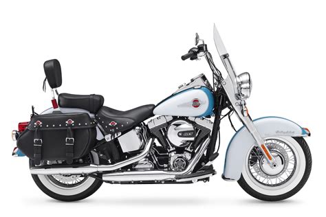 2017 Harley Davidson Heritage Softail Classic Buyers Guide Specs And Price
