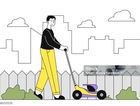 잔디 깎는 기계를 가진 남자 젊은 남자가 뒤뜰에서 잔디를 깎습니다 일상 및 집안일 정원에서 잔디 다듬기 정원 가꾸기 직업 선형