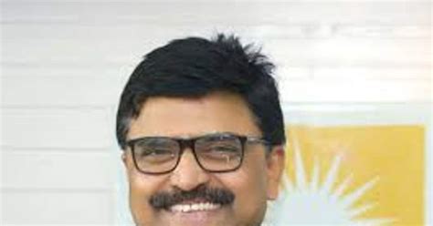 రిటైర్డ్ ఐఎఎస్ అధికారి పీవీ రమేష్‌ కి ఏపీ సీఐడీ నోటీసులు ఈ నెల 22న