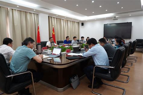 华东交通大学学习贯彻习近平新时代中国特色社会主义思想主题教育专题网站